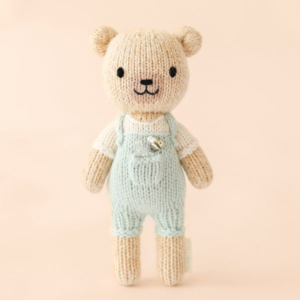 Tiny Charlie the honey bear - Moo Baba